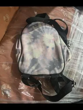 art class | Accessories | Art Class Pink And Green Camouflage Mini ...